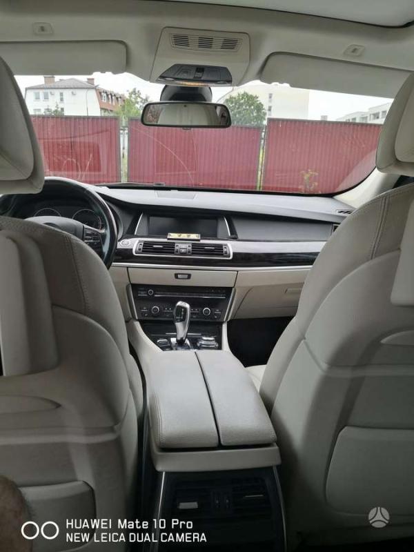 Black BMW 530 Gran Turismo 2011 in Klaipeda, with an engine capacity of 2.99 L and mileage of 286 thousand km for 9000 €, photo 3 on AUTOMOTO.COM.LV