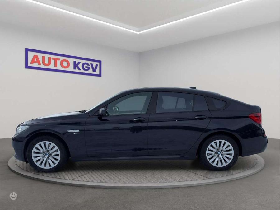 Melns BMW 530 Gran Turismo 2012 Kauņa, ar dzinēja tilpumu 3.00 L un nobraukumu 196 tūkst. km par 12999 €, foto 2 vietnē AUTOMOTO.COM.LV