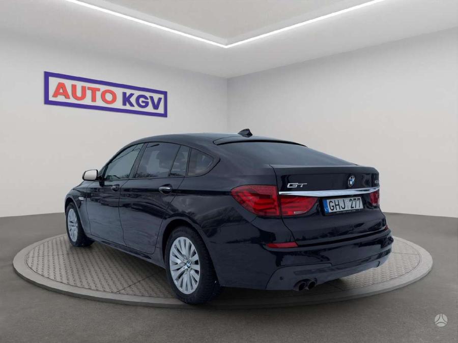 Melns BMW 530 Gran Turismo 2012 Kauņa, ar dzinēja tilpumu 3.00 L un nobraukumu 196 tūkst. km par 12999 €, foto 3 vietnē AUTOMOTO.COM.LV