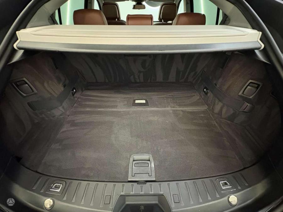Melns BMW 530 Gran Turismo 2012 Marijampole, ar dzinēja tilpumu 2.99 L un nobraukumu 273 tūkst. km par 8999 €, foto 32 vietnē AUTOMOTO.COM.LV