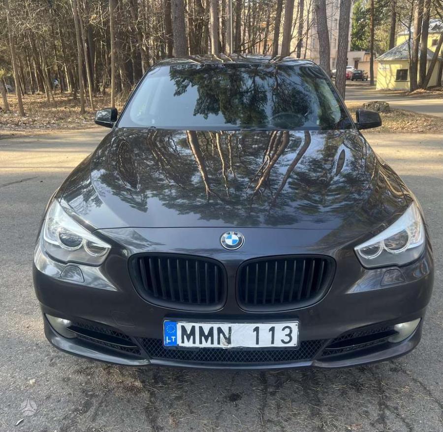 Black BMW 530 Gran Turismo 2012 in Kaunas, with an engine capacity of 2.99 L and mileage of 320 thousand km for 8900 €, photo 7 on AUTOMOTO.COM.LV