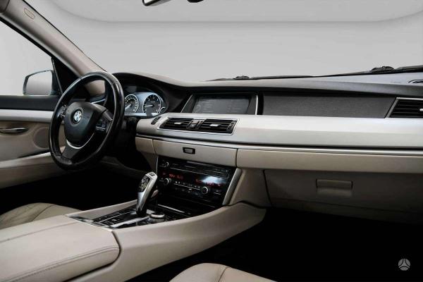 БМВ 530 Gran Turismo 2012 в Каунас на AUTOMOTO.COM.LV Черный БМВ 530 Gran Turismo 2012 в Каунас, объемом двигателя 3.00 л и пробегом 233 тыс. км за 10490 €, фото 8 на AUTOMOTO.COM.LV