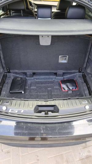 Black BMW 530 Gran Turismo 2014 in Elektrenai, with an engine capacity of 2.99 L and mileage of 280 thousand km for 13999 €, photo 14 on AUTOMOTO.COM.LV