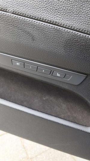 Black BMW 530 Gran Turismo 2014 in Elektrenai, with an engine capacity of 2.99 L and mileage of 280 thousand km for 13999 €, photo 25 on AUTOMOTO.COM.LV