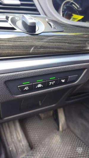 Black BMW 530 Gran Turismo 2014 in Elektrenai, with an engine capacity of 2.99 L and mileage of 280 thousand km for 13999 €, photo 27 on AUTOMOTO.COM.LV