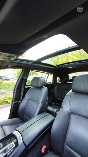 Black BMW 530 Gran Turismo 2014 in Elektrenai, with an engine capacity of 2.99 L and mileage of 280 thousand km for 13999 €, photo 36 on AUTOMOTO.COM.LV