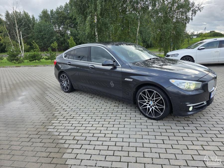 Черный БМВ 530 Gran Turismo 2014 в Шяуляй, объемом двигателя 3.00 л и пробегом 420 тыс. км за 13600 €, фото 4 на AUTOMOTO.COM.LV