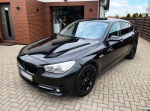 Черный БМВ 530 Gran Turismo 2015 в Клайпеда, объемом двигателя 2.99 л и пробегом 297 тыс. км за 13000 €, фото  на AUTOMOTO.COM.LV