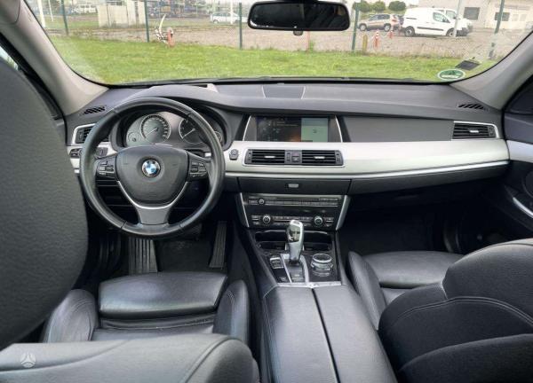Black BMW 530 Gran Turismo 2015 in Klaipeda, with an engine capacity of 2.99 L and mileage of 297 thousand km for 13000 €, photo 4 on AUTOMOTO.COM.LV