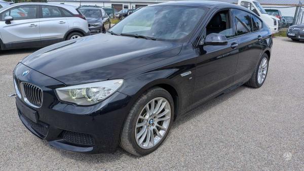 Black BMW 530 Gran Turismo 2015 in Utena, with an engine capacity of 2.99 L and mileage of 245 thousand km for 12100 €, photo 3 on AUTOMOTO.COM.LV