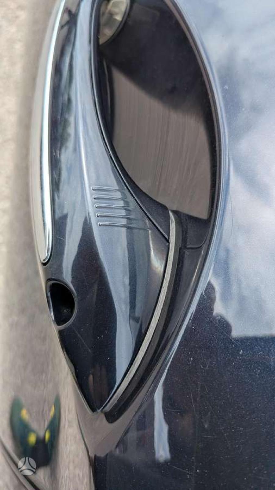 Black BMW 530 Gran Turismo 2015 in Utena, with an engine capacity of 2.99 L and mileage of 245 thousand km for 12100 €, photo 12 on AUTOMOTO.COM.LV