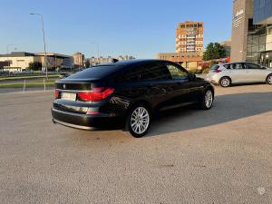 Melns BMW 530 Gran Turismo 2010 Kauņa, ar dzinēja tilpumu 3.00 L un nobraukumu 454 tūkst. km par 8300 €, foto 2 vietnē AUTOMOTO.COM.LV