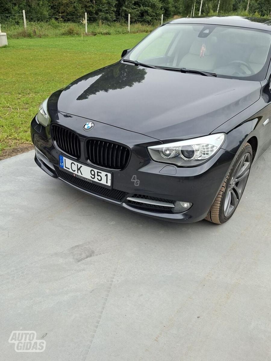 Black BMW 530 Gran Turismo 2012 in Jonava, with an engine capacity of 3.00 L and mileage of 322 thousand km for 9850 €, photo 5 on AUTOMOTO.COM.LV