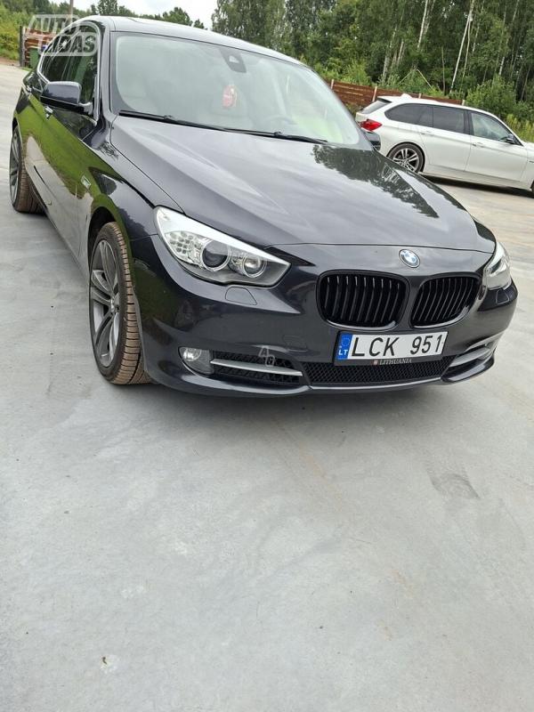 Melns BMW 530 Gran Turismo 2012 Jonava, ar dzinēja tilpumu 3.00 L un nobraukumu 322 tūkst. km par 9850 €, foto 5 vietnē AUTOMOTO.COM.LV