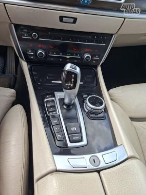 Black BMW 530 Gran Turismo 2012 in Jonava, with an engine capacity of 3.00 L and mileage of 322 thousand km for 9850 €, photo 17 on AUTOMOTO.COM.LV
