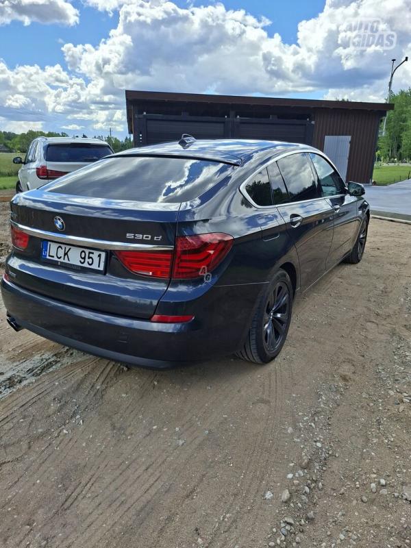 Черный БМВ 530 Gran Turismo 2013 в Ионава, объемом двигателя 3.00 л и пробегом 318 тыс. км за 7999 €, фото 4 на AUTOMOTO.COM.LV