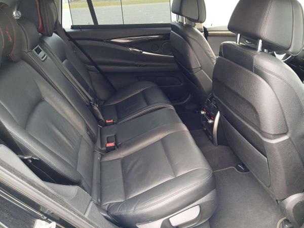 Melns BMW 530 Gran Turismo 2014 Raseiniai, ar dzinēja tilpumu 2.99 L un nobraukumu 307 tūkst. km par 13750 €, foto 9 vietnē AUTOMOTO.COM.LV