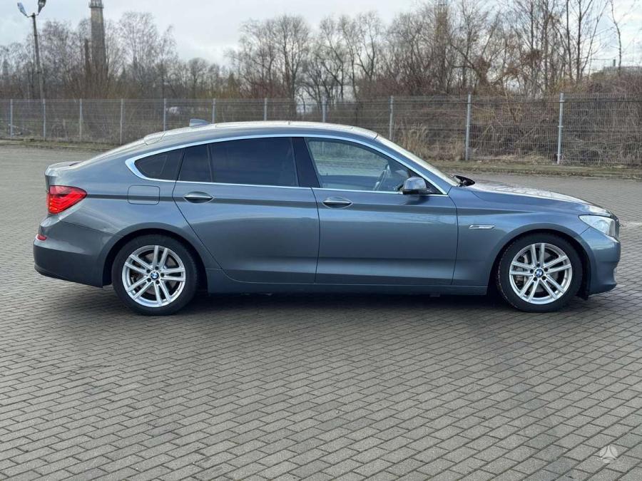 Blue BMW 530 Gran Turismo 2009 in Marijampole, with an engine capacity of 2.99 L and mileage of 302 thousand km for 6600 €, photo 6 on AUTOMOTO.COM.LV