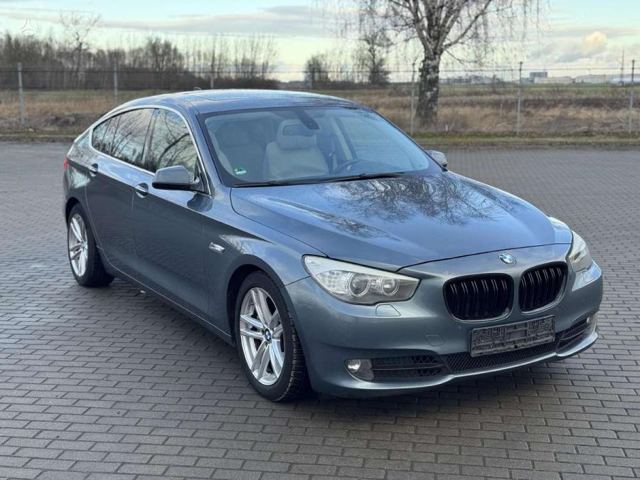 Blue BMW 530 Gran Turismo 2009 in Marijampole, with an engine capacity of 2.99 L and mileage of 302 thousand km for 6600 €, photo 7 on AUTOMOTO.COM.LV