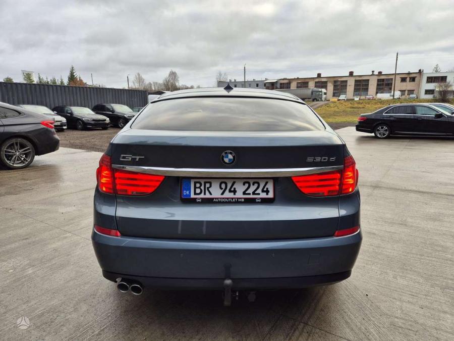 Blue BMW 530 Gran Turismo 2010 in Utena, with an engine capacity of 2.99 L and mileage of 278 thousand km for 7990 €, photo 6 on AUTOMOTO.COM.LV