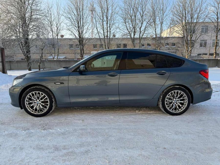 Zils BMW 530 Gran Turismo 2010 Šauļi, ar dzinēja tilpumu 2.99 L un nobraukumu 420 tūkst. km par 7250 €, foto 4 vietnē AUTOMOTO.COM.LV