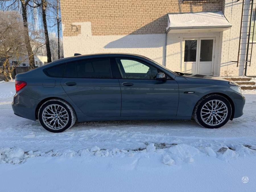 Zils BMW 530 Gran Turismo 2010 Šauļi, ar dzinēja tilpumu 2.99 L un nobraukumu 420 tūkst. km par 7250 €, foto 6 vietnē AUTOMOTO.COM.LV