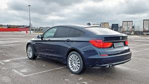 Blue BMW 530 Gran Turismo 2010 in Vilnius, with an engine capacity of 3.00 L and mileage of 335 thousand km for 9900 €, photo 13 on AUTOMOTO.COM.LV