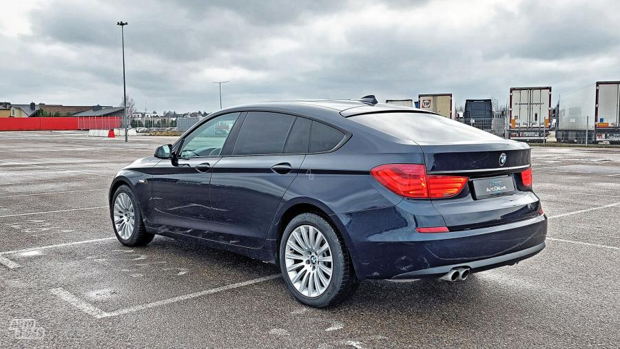 Blue BMW 530 Gran Turismo 2010 in Vilnius, with an engine capacity of 3.00 L and mileage of 335 thousand km for 9900 €, photo 13 on AUTOMOTO.COM.LV