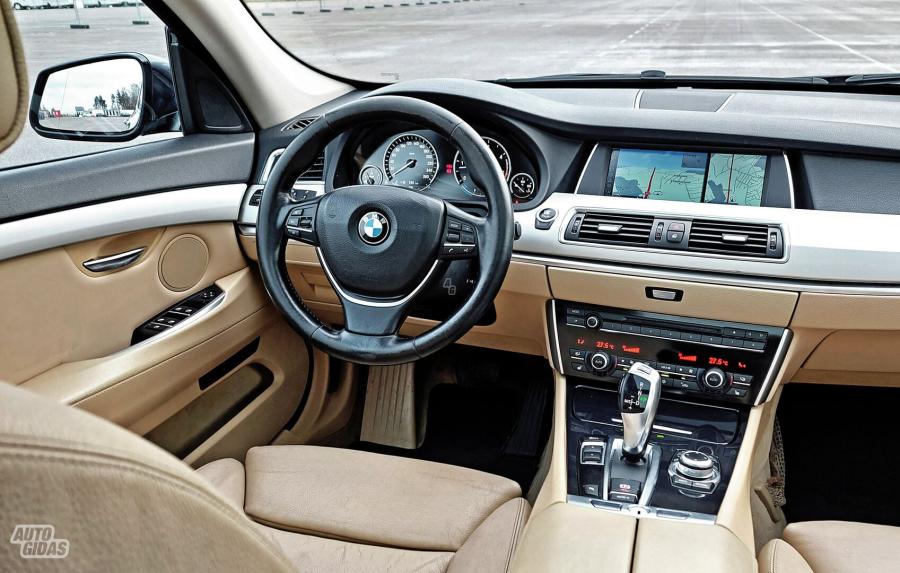 Blue BMW 530 Gran Turismo 2010 in Vilnius, with an engine capacity of 3.00 L and mileage of 335 thousand km for 9900 €, photo 17 on AUTOMOTO.COM.LV