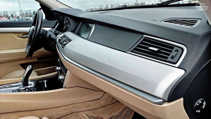 Blue BMW 530 Gran Turismo 2010 in Vilnius, with an engine capacity of 3.00 L and mileage of 335 thousand km for 9900 €, photo 23 on AUTOMOTO.COM.LV