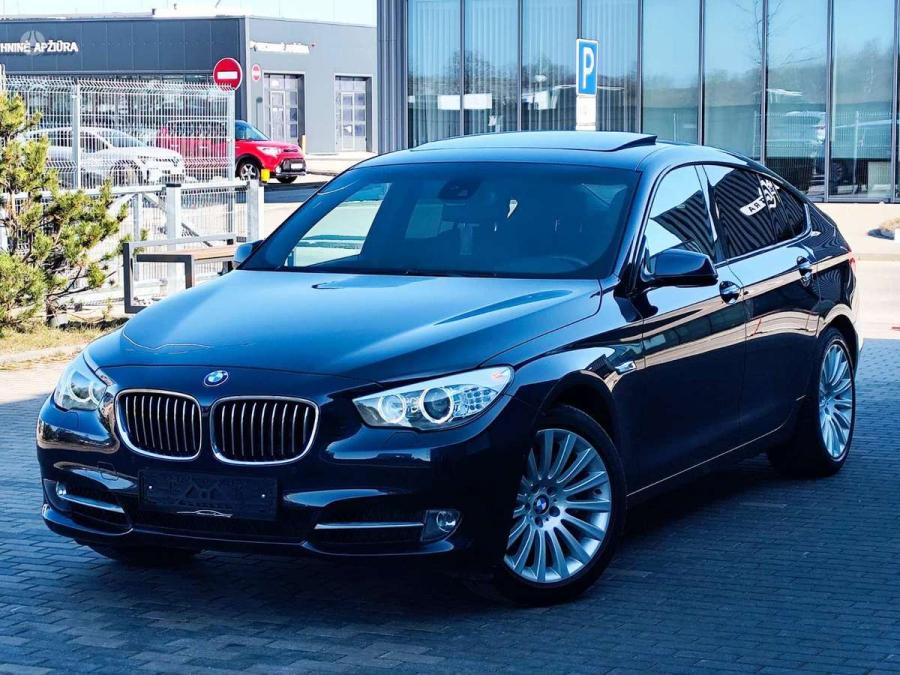 Blue BMW 530 Gran Turismo 2011 in Siauliai, with an engine capacity of 3.00 L and mileage of 200 thousand km for 11350 €, photo 3 on AUTOMOTO.COM.LV