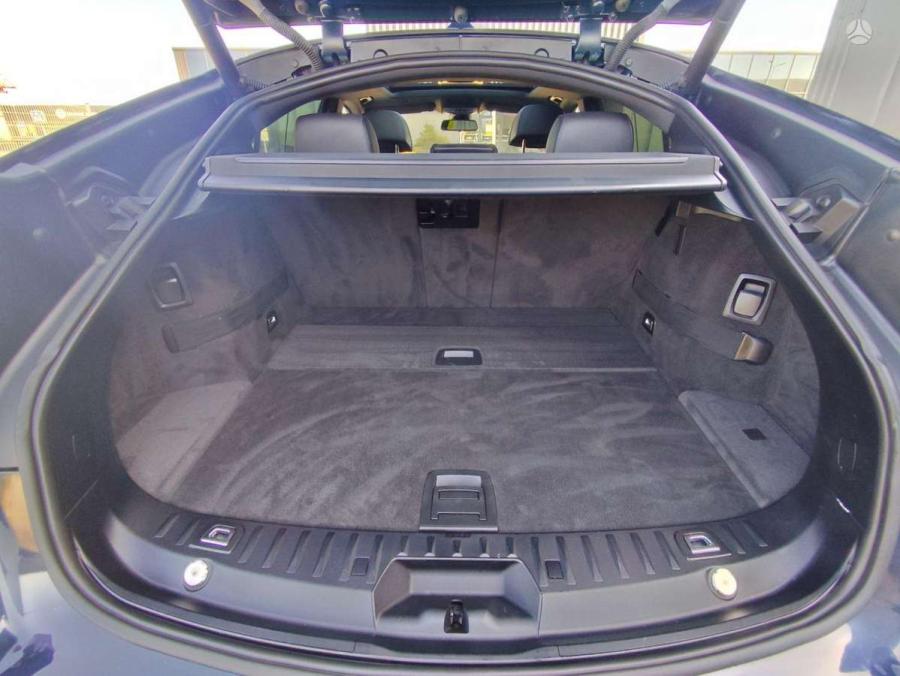 Blue BMW 530 Gran Turismo 2011 in Siauliai, with an engine capacity of 3.00 L and mileage of 200 thousand km for 11350 €, photo 15 on AUTOMOTO.COM.LV