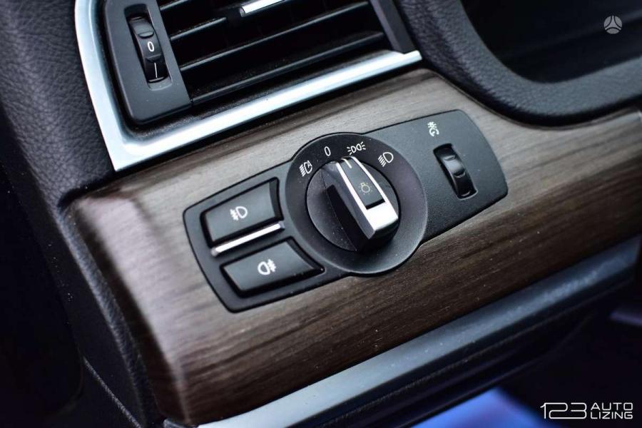Zils BMW 530 Gran Turismo 2012 Kretinga, ar dzinēja tilpumu 3.00 L un nobraukumu 329 tūkst. km par 9650 €, foto 17 vietnē AUTOMOTO.COM.LV