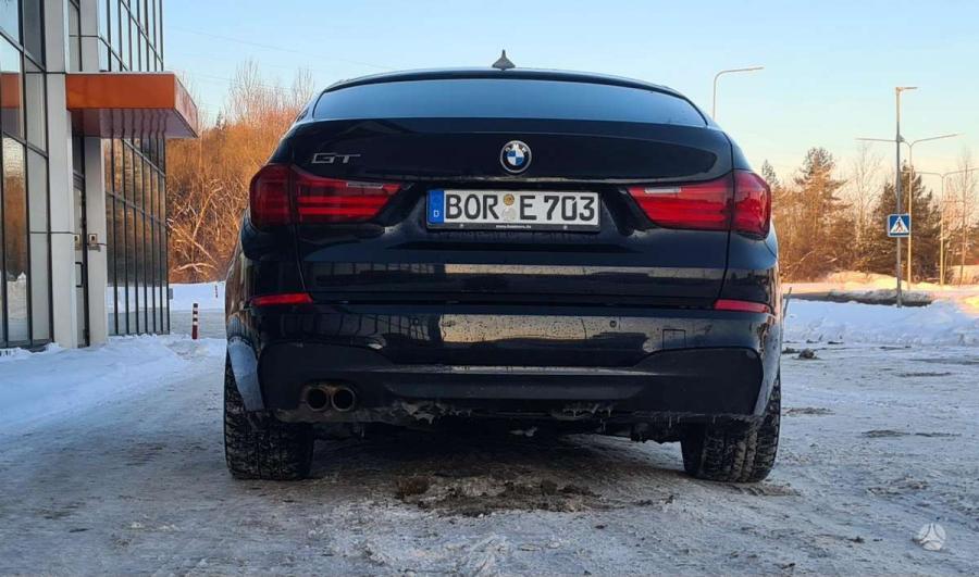 Blue BMW 530 Gran Turismo 2013 in Vilnius, with an engine capacity of 2.99 L and mileage of 324 thousand km for 12950 €, photo 12 on AUTOMOTO.COM.LV