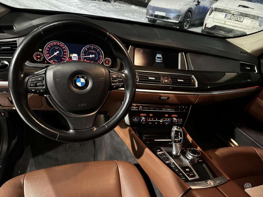 Zils BMW 530 Gran Turismo 2015 Viļņa, ar dzinēja tilpumu 2.99 L un nobraukumu 32 tūkst. km par 12999 €, foto 11 vietnē AUTOMOTO.COM.LV