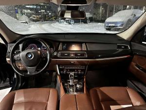 Zils BMW 530 Gran Turismo 2015 Viļņa, ar dzinēja tilpumu 2.99 L un nobraukumu 32 tūkst. km par 12999 €, foto 13 vietnē AUTOMOTO.COM.LV