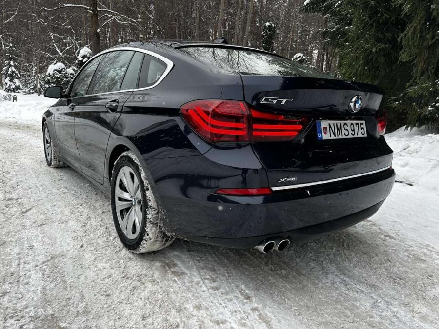 Blue BMW 530 Gran Turismo 2015 in Vilnius, with an engine capacity of 3.00 L and mileage of 320 thousand km for 12950 €, photo 4 on AUTOMOTO.COM.LV