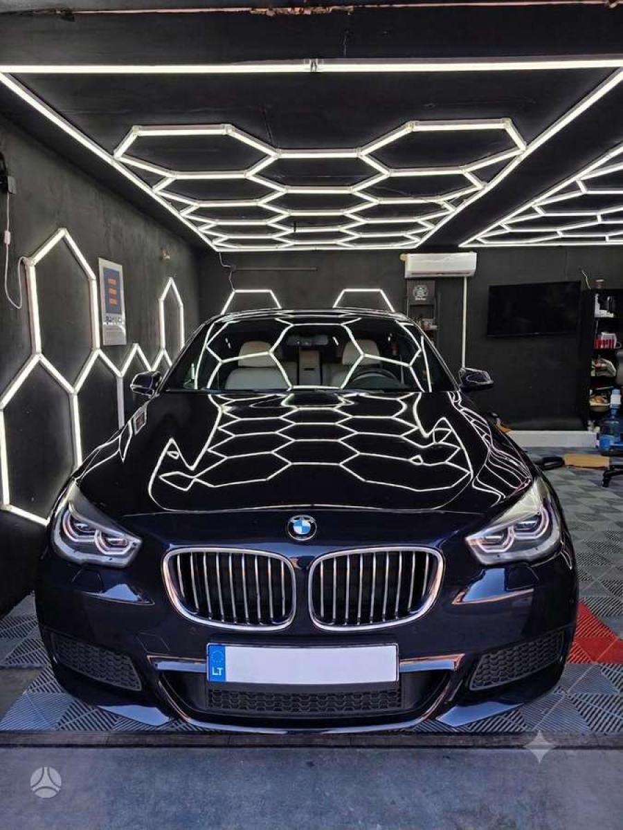 Blue BMW 530 Gran Turismo 2015 in Kaunas, with an engine capacity of 2.99 L and mileage of 217 thousand km for 17500 €, photo 1 on AUTOMOTO.COM.LV