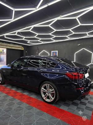 Blue BMW 530 Gran Turismo 2015 in Kaunas, with an engine capacity of 2.99 L and mileage of 217 thousand km for 17500 €, photo 3 on AUTOMOTO.COM.LV