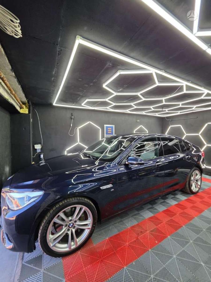 Blue BMW 530 Gran Turismo 2015 in Kaunas, with an engine capacity of 2.99 L and mileage of 217 thousand km for 17500 €, photo 6 on AUTOMOTO.COM.LV