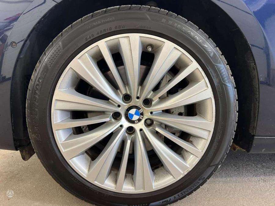 Blue BMW 530 Gran Turismo 2015 in Vilnius, with an engine capacity of 2.99 L and mileage of 205 thousand km for 12584 €, photo 10 on AUTOMOTO.COM.LV