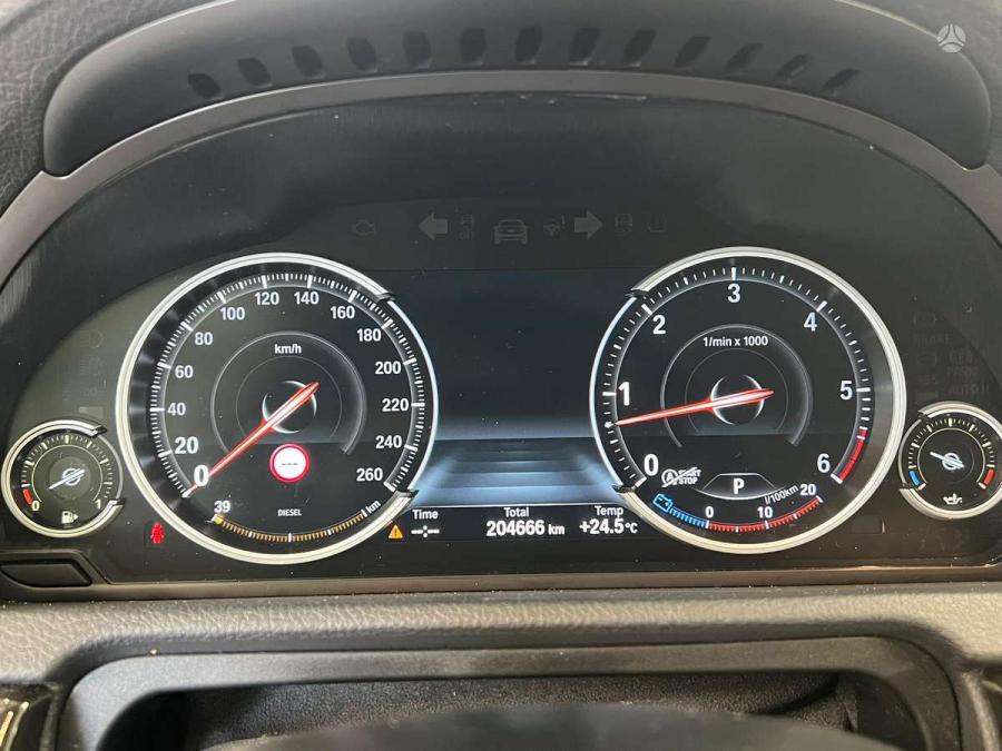 Blue BMW 530 Gran Turismo 2015 in Vilnius, with an engine capacity of 2.99 L and mileage of 205 thousand km for 12584 €, photo 26 on AUTOMOTO.COM.LV