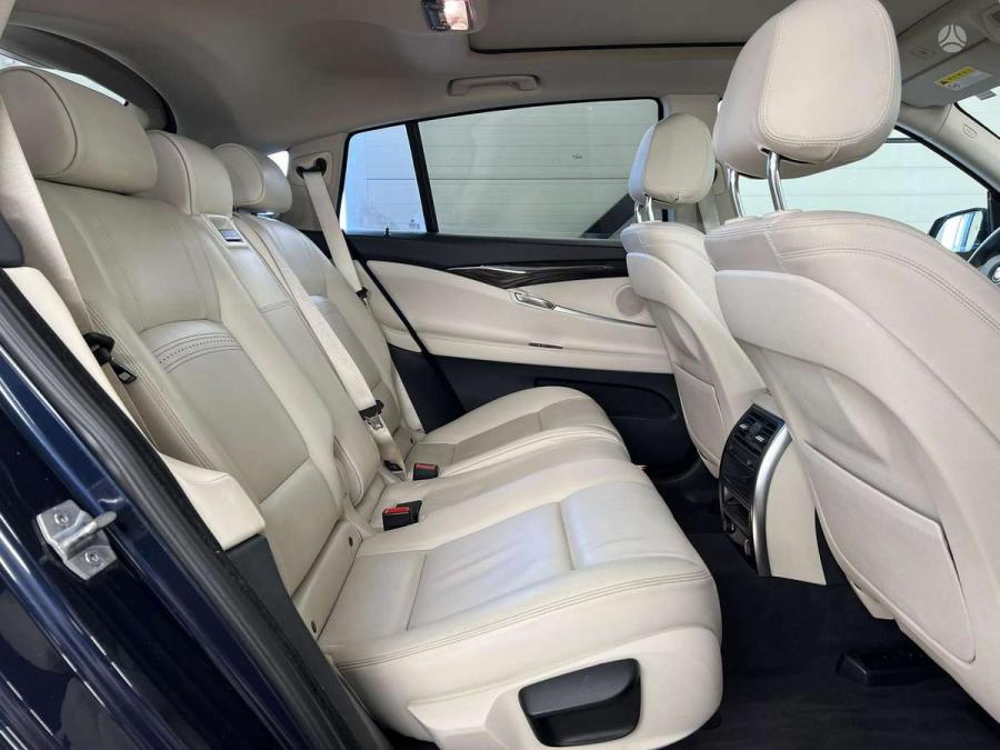 Blue BMW 530 Gran Turismo 2015 in Vilnius, with an engine capacity of 2.99 L and mileage of 205 thousand km for 12584 €, photo 36 on AUTOMOTO.COM.LV