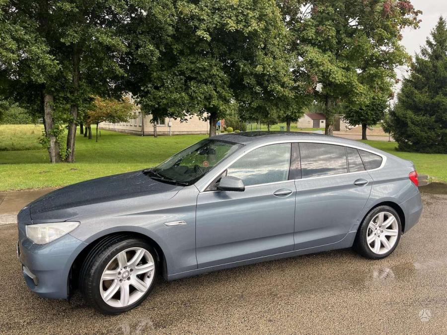 Blue BMW 530 Gran Turismo 2010 in Silute, with an engine capacity of 0.00 L and mileage of 297 thousand km for 3800 €, photo 4 on AUTOMOTO.COM.LV