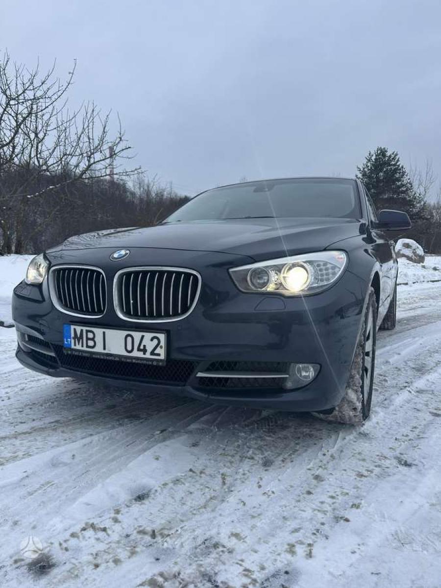 Zils BMW 530 Gran Turismo 2011 Viļņa, ar dzinēja tilpumu 2.99 L un nobraukumu 330 tūkst. km par 11500 €, foto 3 vietnē AUTOMOTO.COM.LV