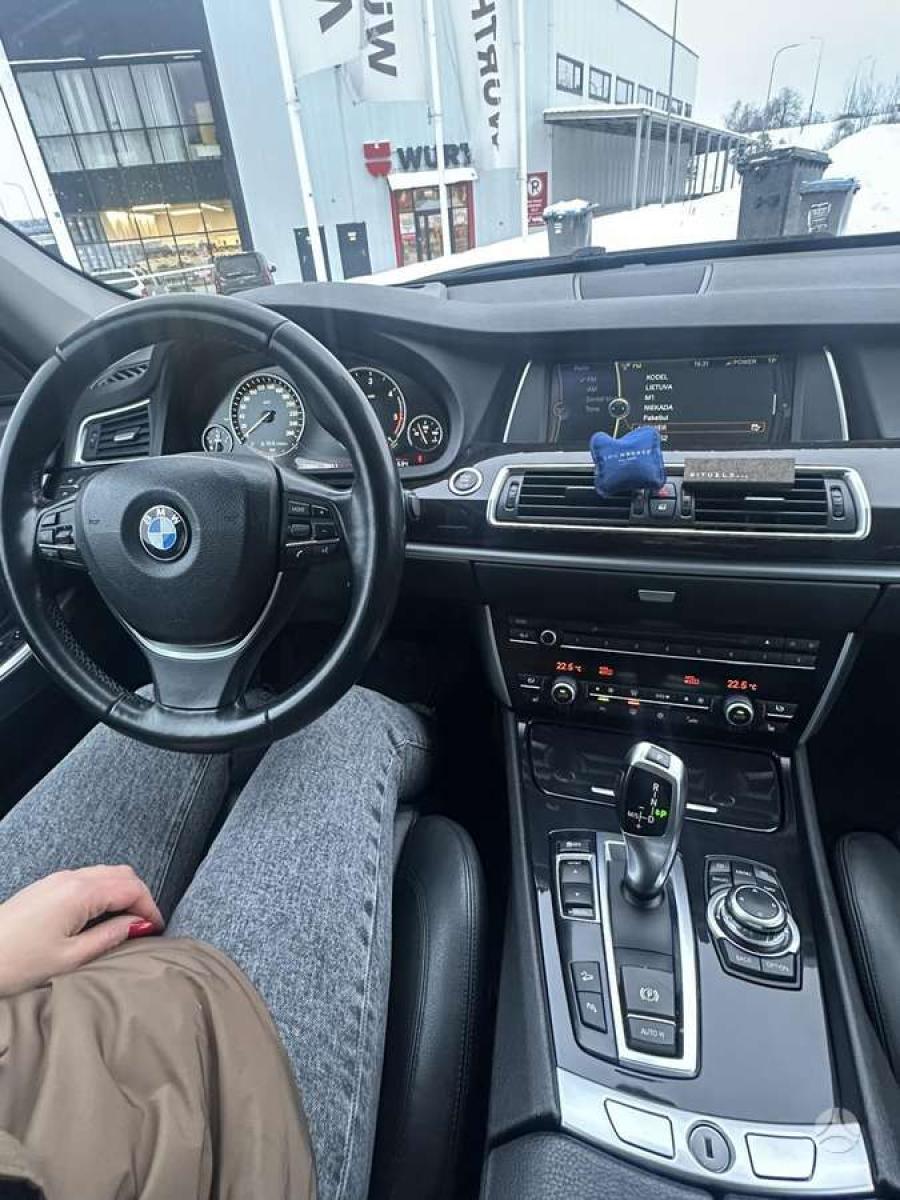 Zils BMW 530 Gran Turismo 2011 Viļņa, ar dzinēja tilpumu 2.99 L un nobraukumu 330 tūkst. km par 11500 €, foto 21 vietnē AUTOMOTO.COM.LV