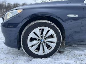 Zils BMW 530 Gran Turismo 2011 Viļņa, ar dzinēja tilpumu 2.99 L un nobraukumu 330 tūkst. km par 11500 €, foto 22 vietnē AUTOMOTO.COM.LV