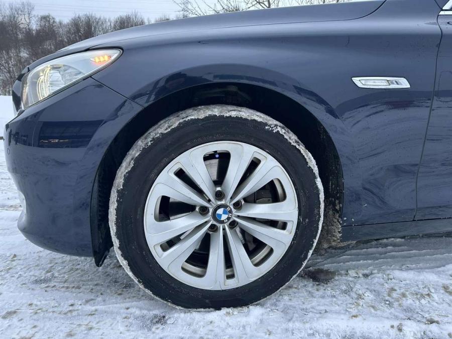 Zils BMW 530 Gran Turismo 2011 Viļņa, ar dzinēja tilpumu 2.99 L un nobraukumu 330 tūkst. km par 11500 €, foto 22 vietnē AUTOMOTO.COM.LV