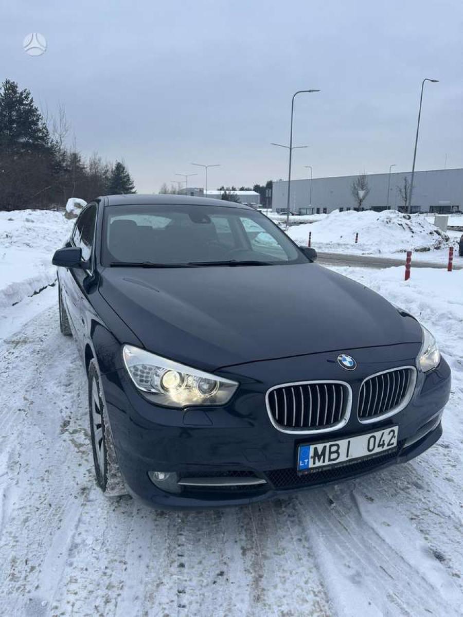 Zils BMW 530 Gran Turismo 2011 Viļņa, ar dzinēja tilpumu 2.99 L un nobraukumu 330 tūkst. km par 11500 €, foto 23 vietnē AUTOMOTO.COM.LV