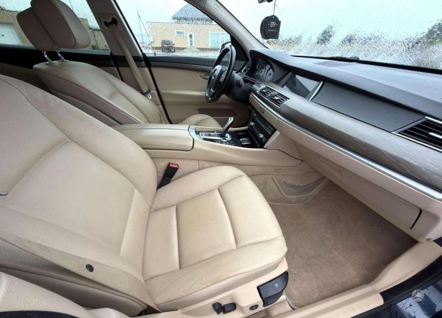 Синий БМВ 530 Gran Turismo 2010 в Мажейкяй, объемом двигателя 2.99 л и пробегом 300 тыс. км за 6500 €, фото 14 на AUTOMOTO.COM.LV